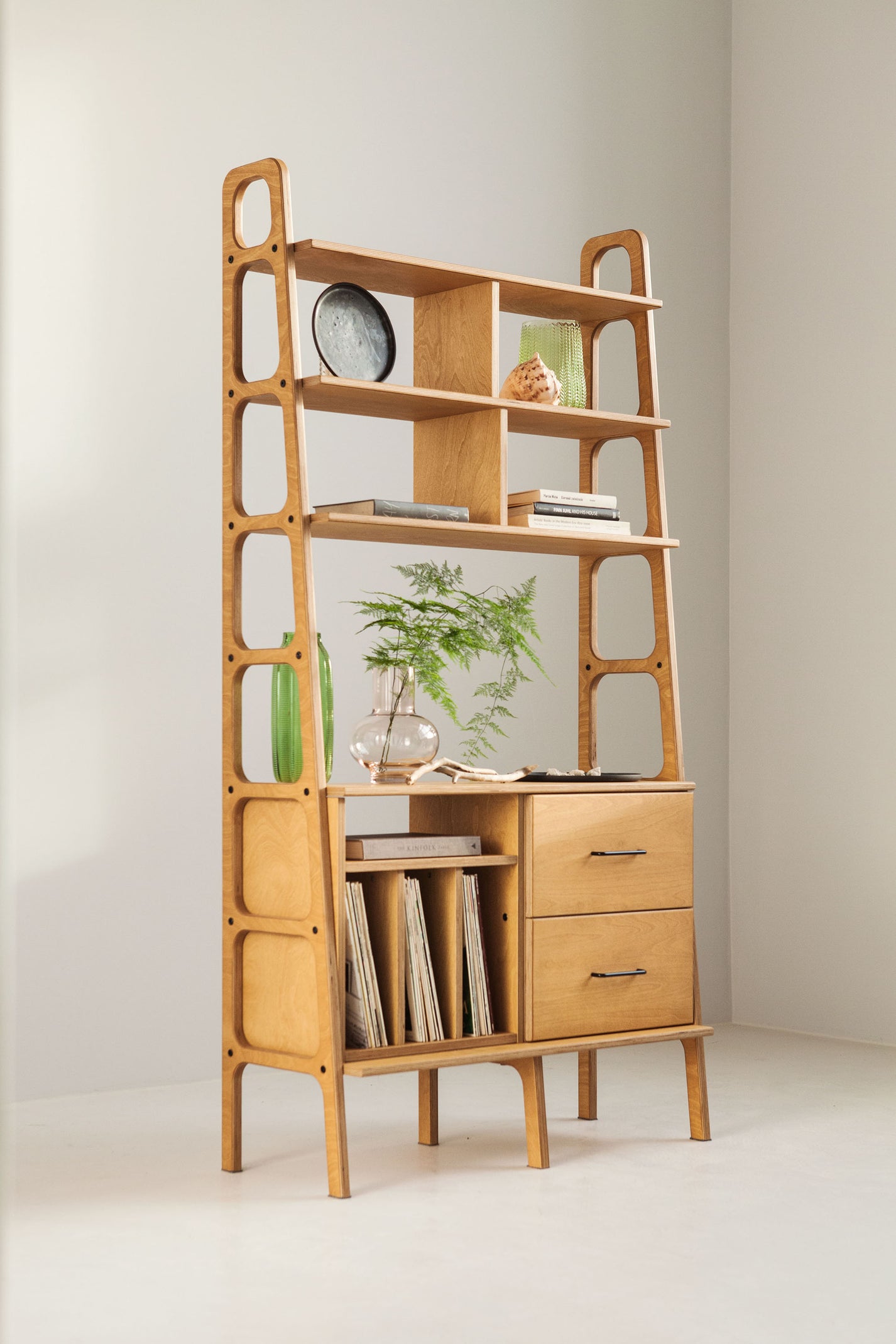 Mid-century bookcase w97 – tall bookshelf with drawers & vinyl storage